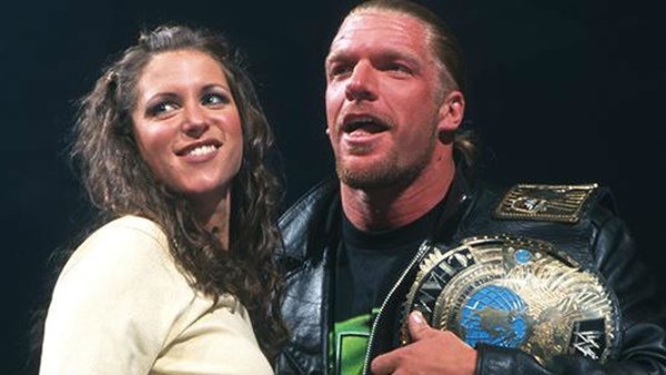10 Things You Didn't Know About WWE In 2000