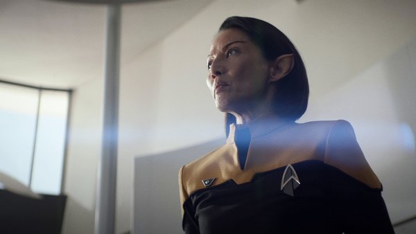 Star Trek: 10 Characters That Faked Their Way Into Starfleet – Page 3