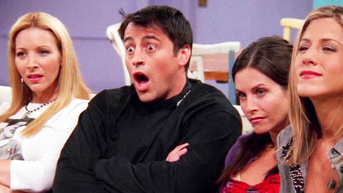 Friends Quiz: Can You Guess The Season From The Scene? – Page 7